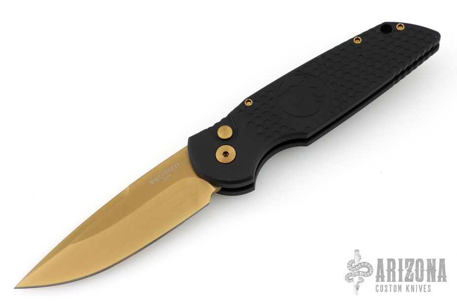 Nighthawk.TR-3..02 TR-3 Exclusive Black "Double Stack" Textured Handle ...