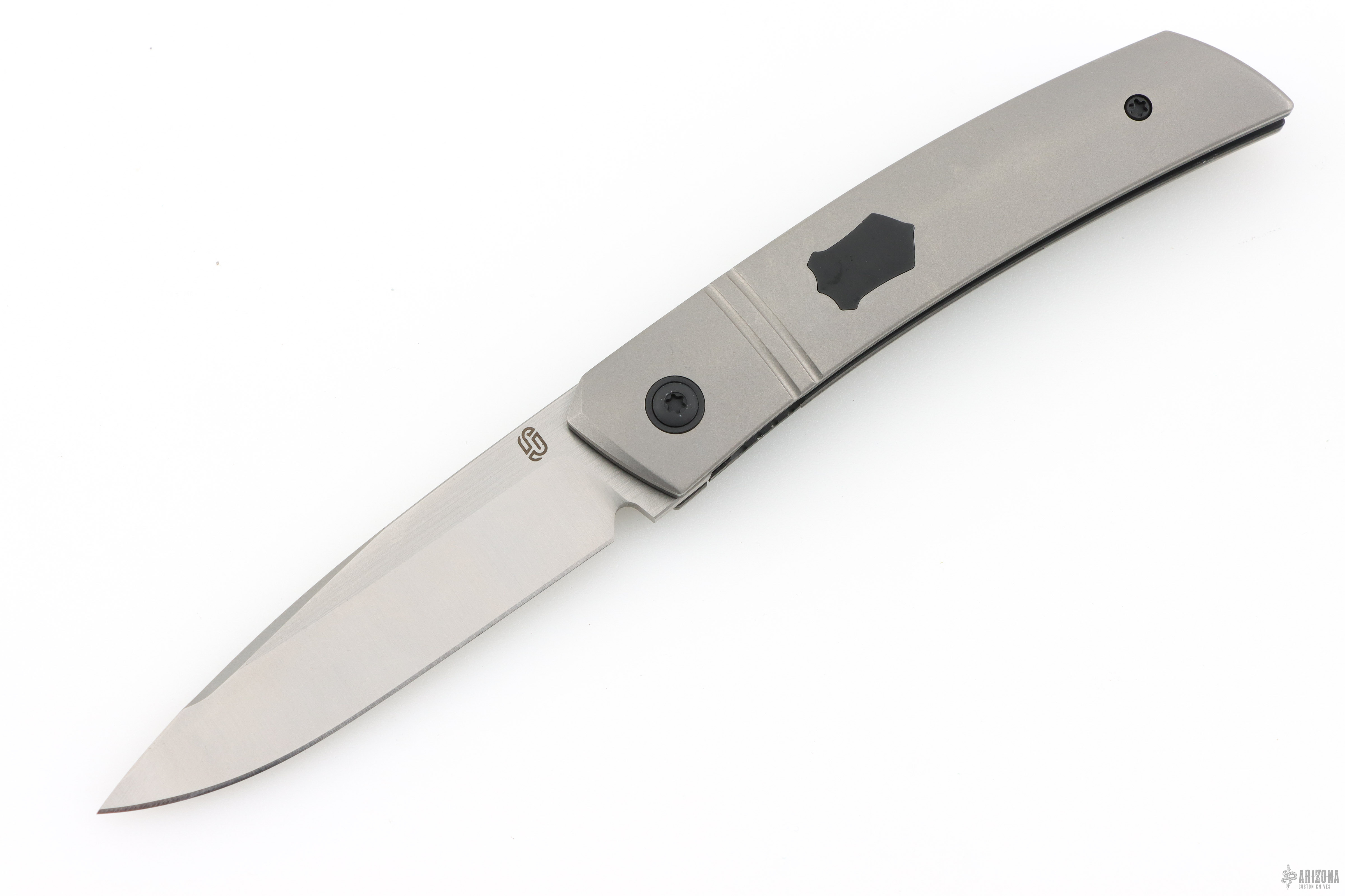 F22 KickStop Flipper Knife, Machine Satin Blade, Titanium Handles ...